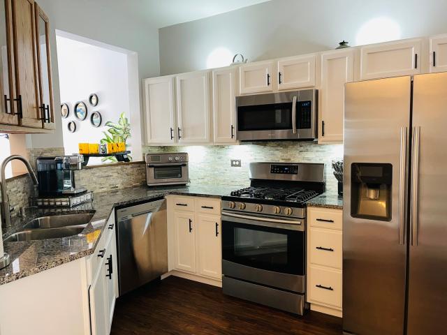 1385 Redbridge Court