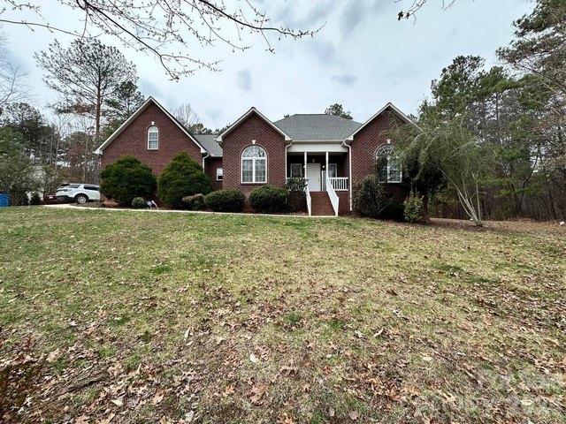 1385 Ron Whicker Dr, Catawba, NC 28609