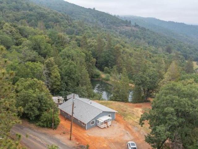 13863 Jenny Lind Rd, Columbia, CA 95310