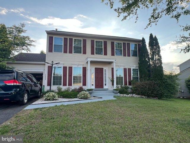13864 Redford Ln, Woodbridge, VA 22193