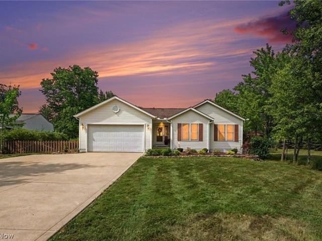 13874 Radcliffe Rd, Leroy, OH 44077