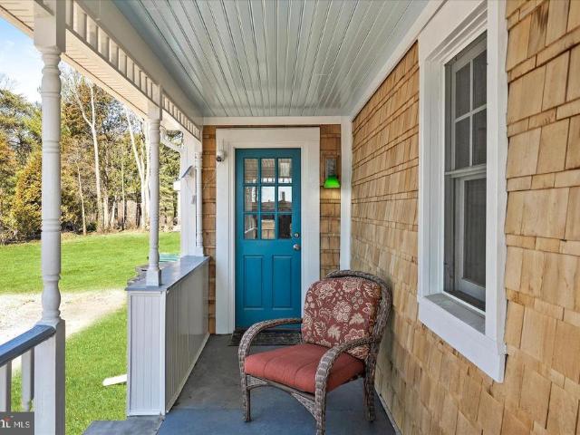 1387 Monmouth