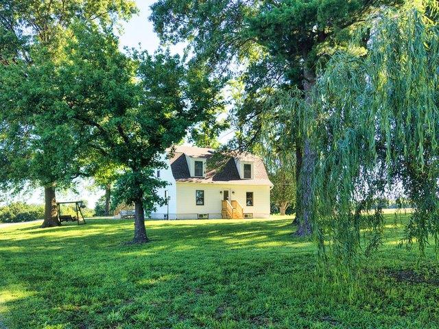 1387 County Road 241, Armstrong, MO 65230