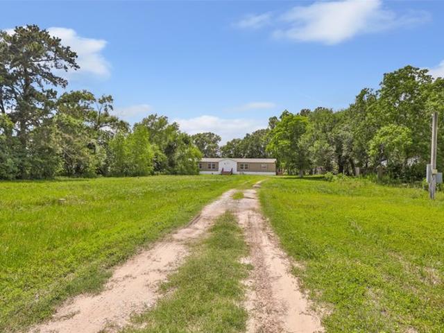 1387 FM 1406 Rd, Winnie, TX 77665