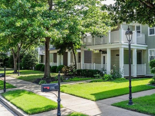 1387 Island Pl E, Memphis, TN 38103