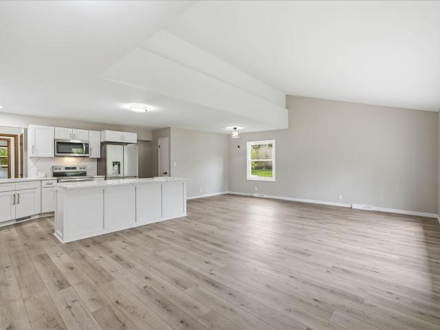 1387 Ponderosa Dr