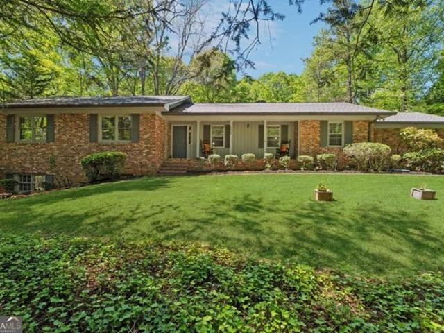 1387 Springdale Rd, Gainesville, GA 30501
