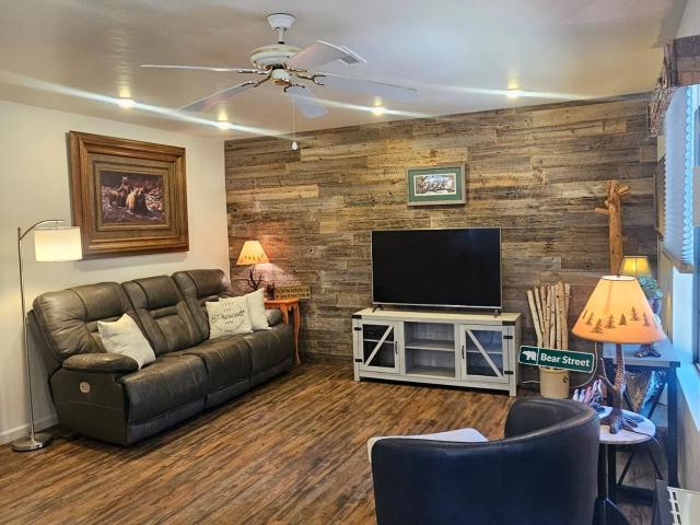 1388 e pine ridge drive