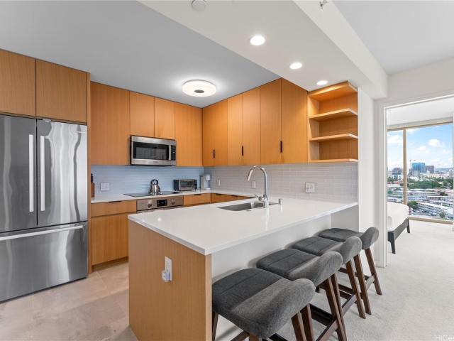 1388 Kapiolani Blvd, Unit 1511, Honolulu, HI 96814 | MLS #202608 | Compass