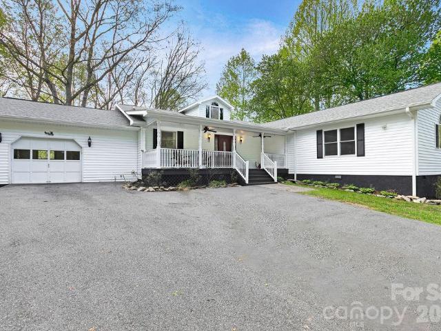 1388 King Road