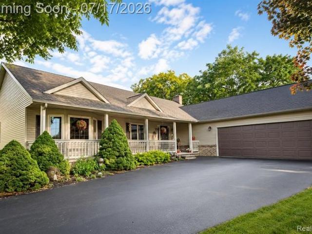 1388 Parks Rd, Wales Township, MI 48027