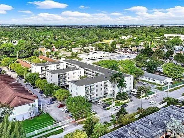 13890 NE 3rd Ct, North Miami, FL 33161