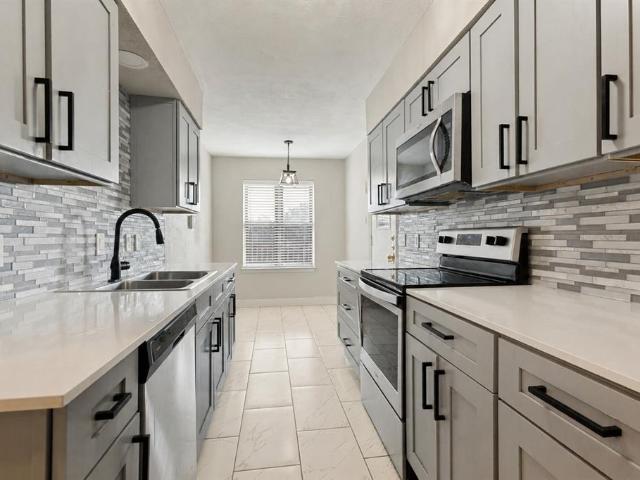 13899 Brookgreen Drive