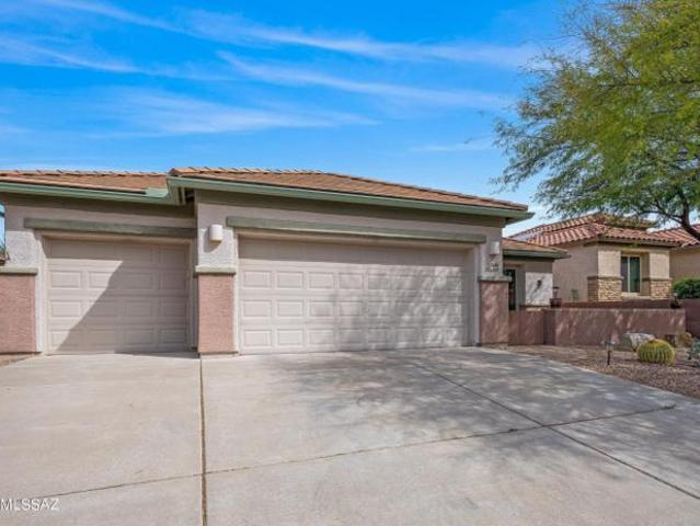 13899 E Carruthers St, Vail, AZ 85641