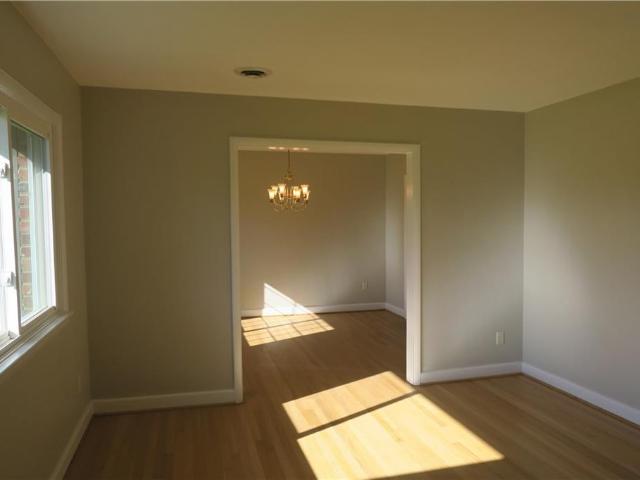 1389 Lakeside RD