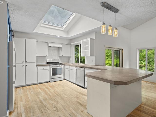 1389 sw taylors ferry ct