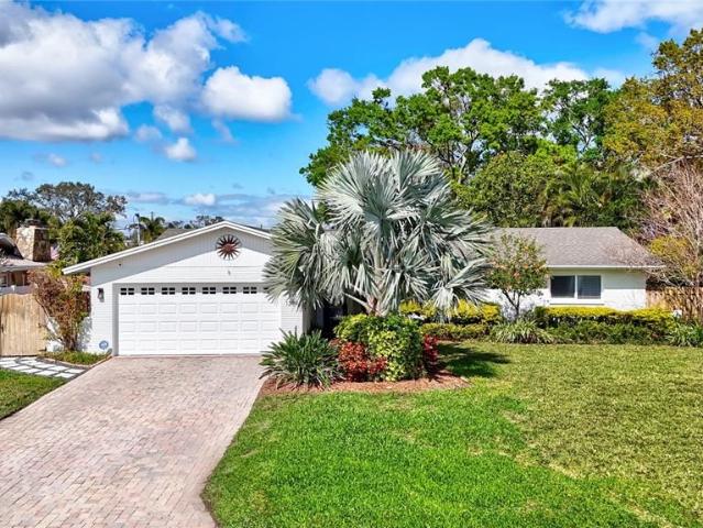 1389 47th Avenue NE, St Petersburg, US, FL