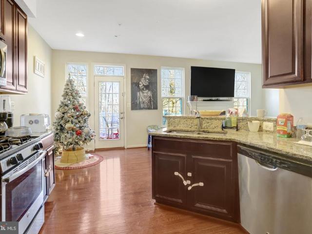 13803 Stroh Court