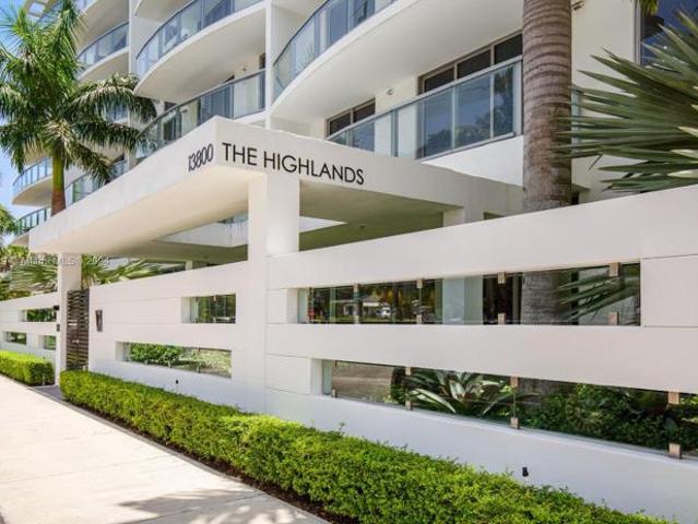13800 Highland Dr #202, North Miami Beach, FL 33181