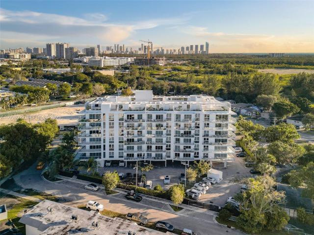 13800 Highland Dr, Unit 504, North Miami Beach, FL 33181 | MLS #A10998 | Compass