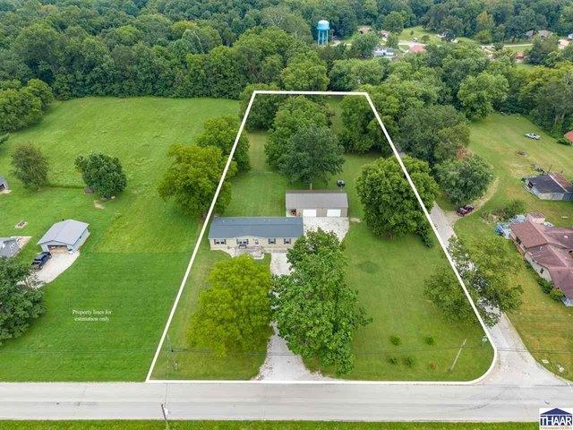 13800 S Geneva Hills Rd, Clinton, IN 47842