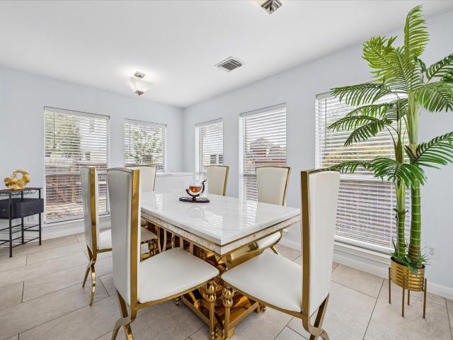 13800 Shadowlawn Trce SE