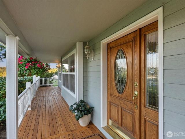 13804 st Street Ct E