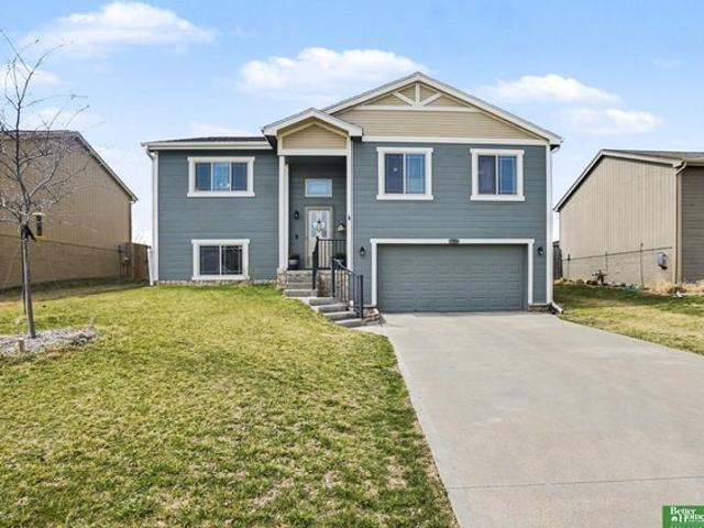 13806 S 44th St, Bellevue, NE 68123