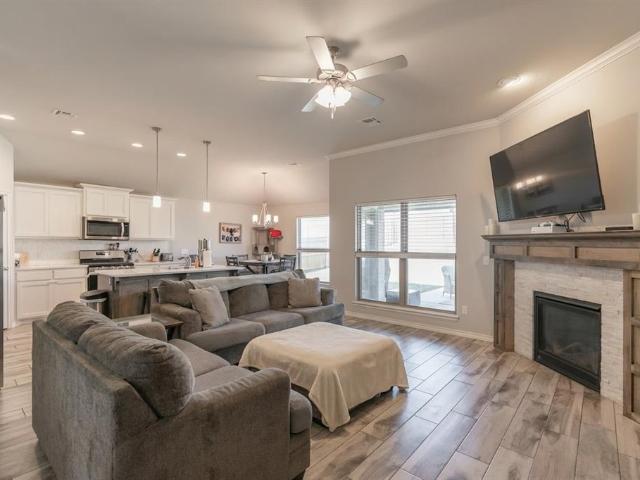13809 Village Cove