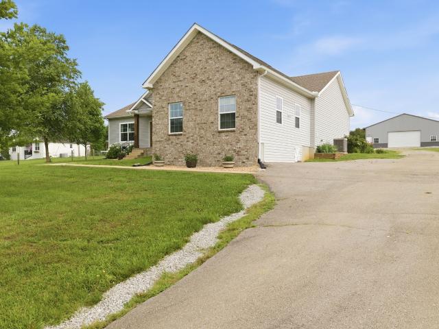 1380 McCool Rd