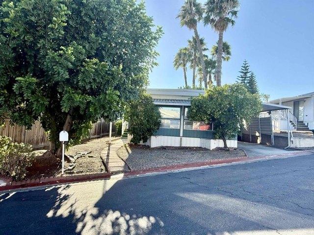 1380 Oak Hill Dr Spc 22, Escondido, CA 92027