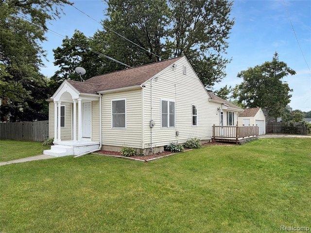 1380 Audrey St, Burton, MI 48509