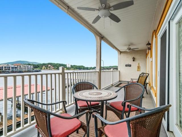 1380 Airport Rd Apt E1, Hot Springs, AR 71913