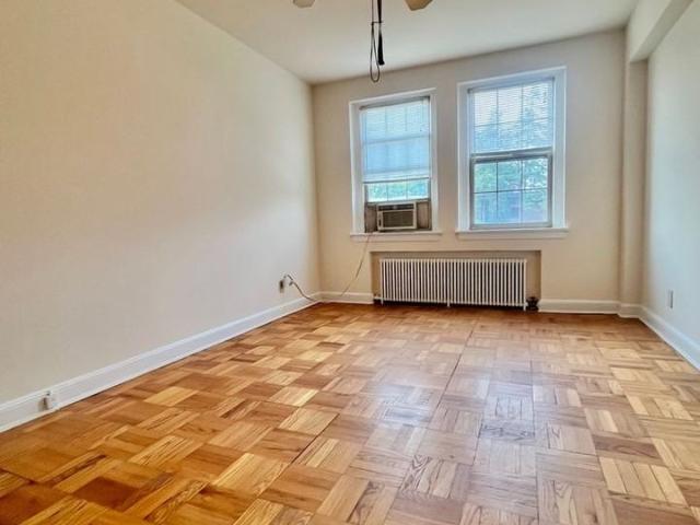 1380 Fort Stevens Dr NW 1 Bedroom Apartment for Rent at 1380 Fort Stevens Dr Nw, Washington, DC 20011 Brightwood Manor Park