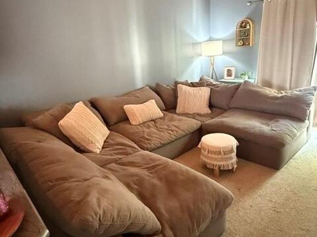 1380 Hartland Woods Way