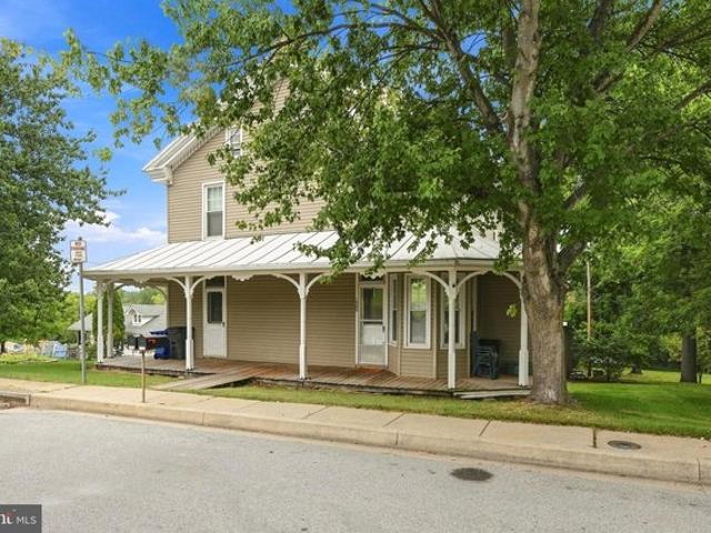 1380 Pleasant Valley Rd, Westminster, MD 21158