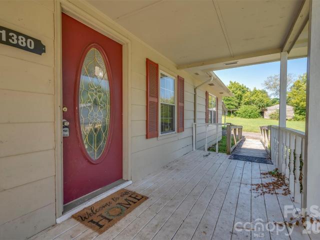 1380 Poors Ford Road