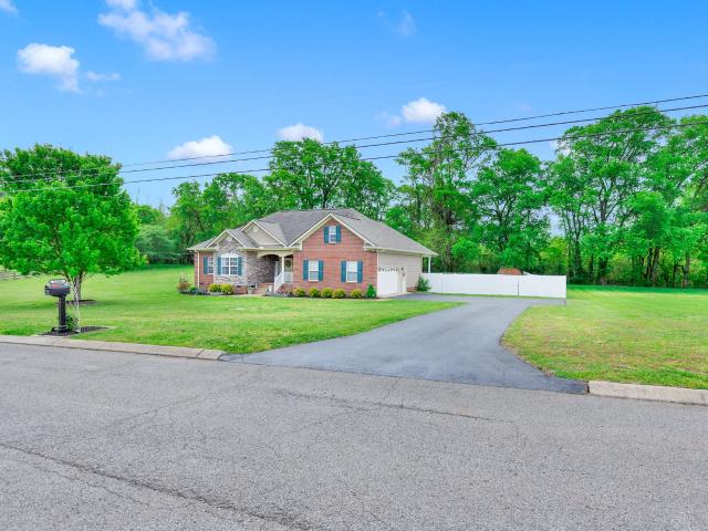 1380 Standing Stone Cir