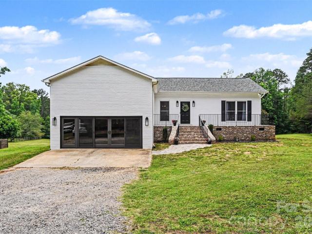1380 Saddle Drive