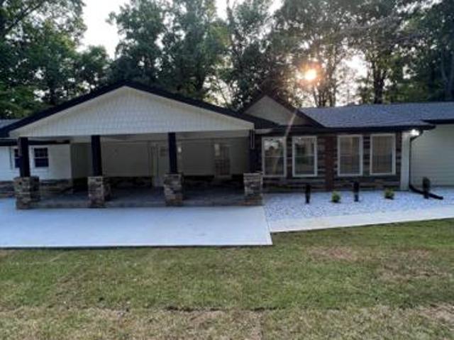 1380 SE Forest Ln, Marietta, GA 30067