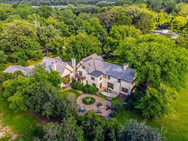 1380 Valley Rd, Bannockburn, IL 60015