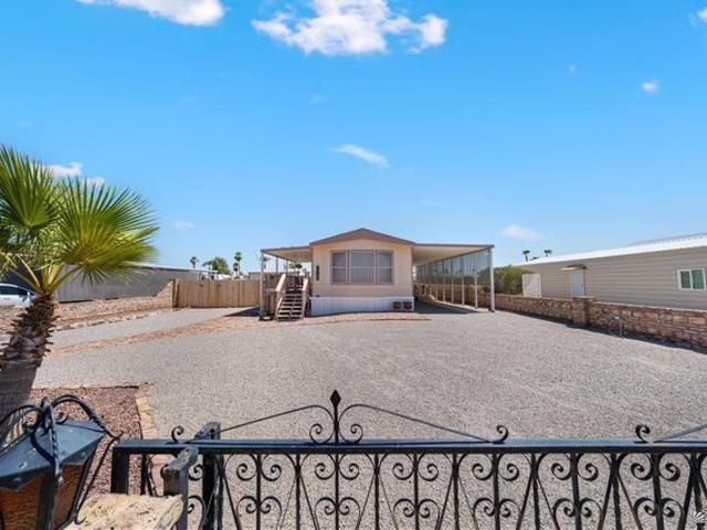 13813 W 47 Ln, Yuma, AZ 85367