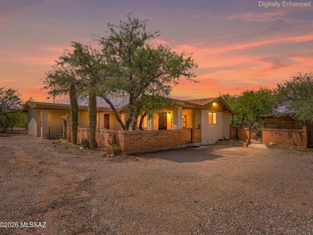 13810 E Candace Ln, Vail, AZ 85641