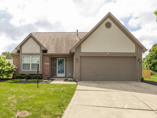 13817 Wabash Dr, Fishers, IN 46038
