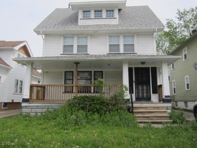 13817 Bartlett Avenue, Cleveland, OH 44120