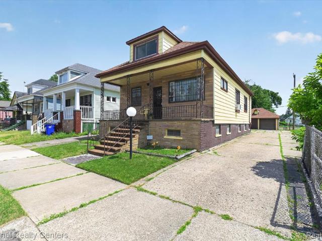 13814 Newbern Street