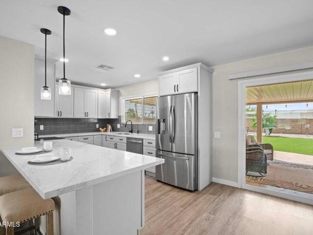 13815 N Cameo Dr, Sun City, AZ 85351