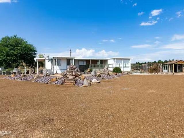 13815 S Burton Rd, Mayer, AZ 86333 MLS 6595635