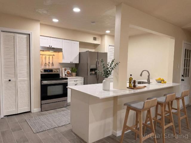 13818 Southline Road