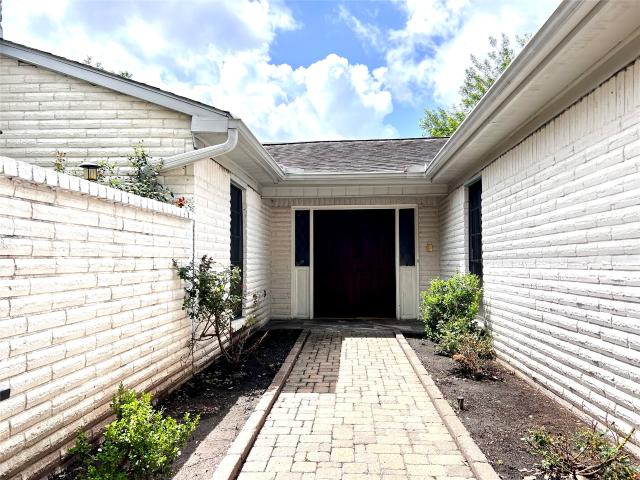 13819 Wickersham Lane